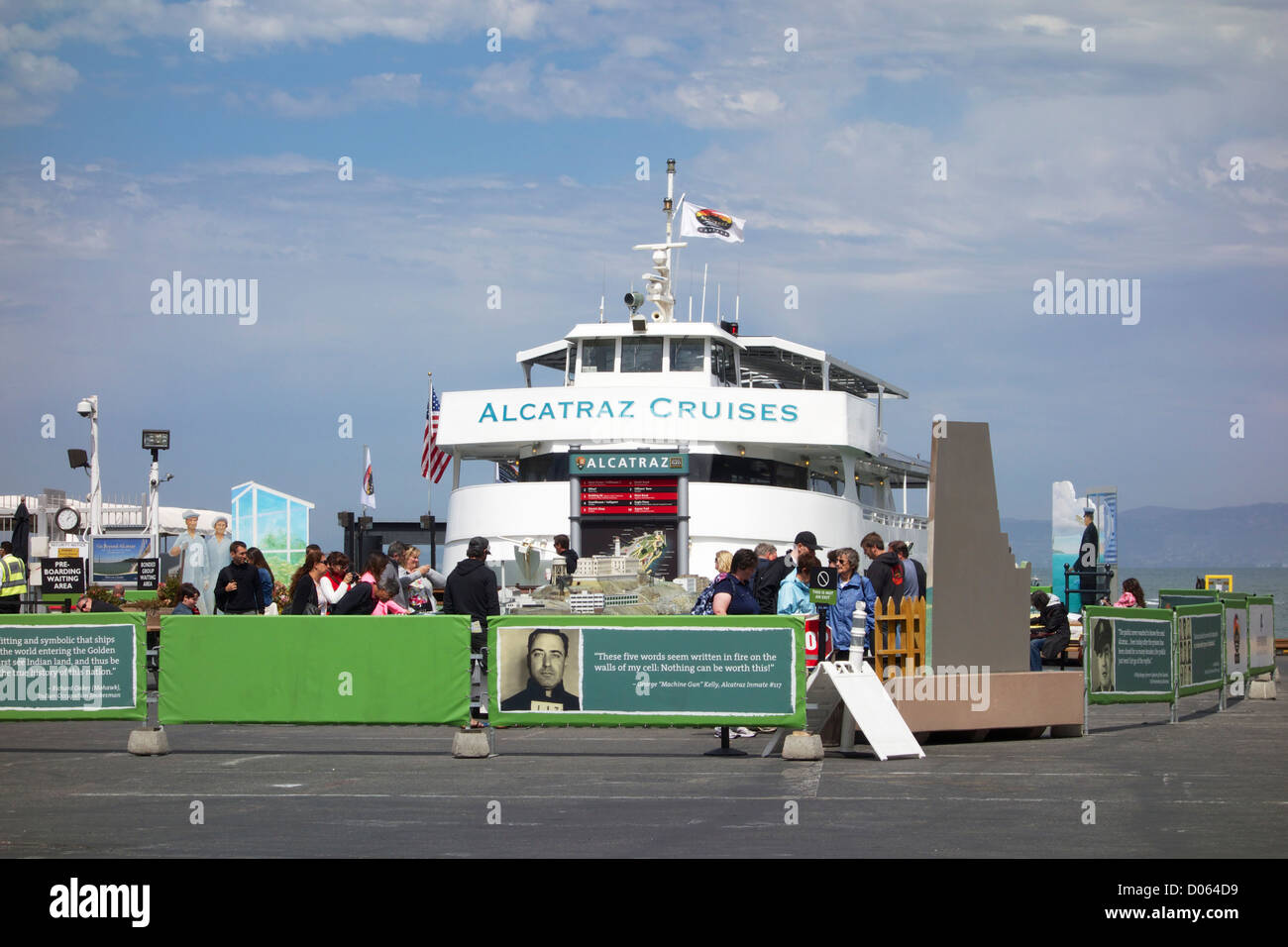 Alcatraz ferry landing embarcadero san hi-res stock photography and ...
