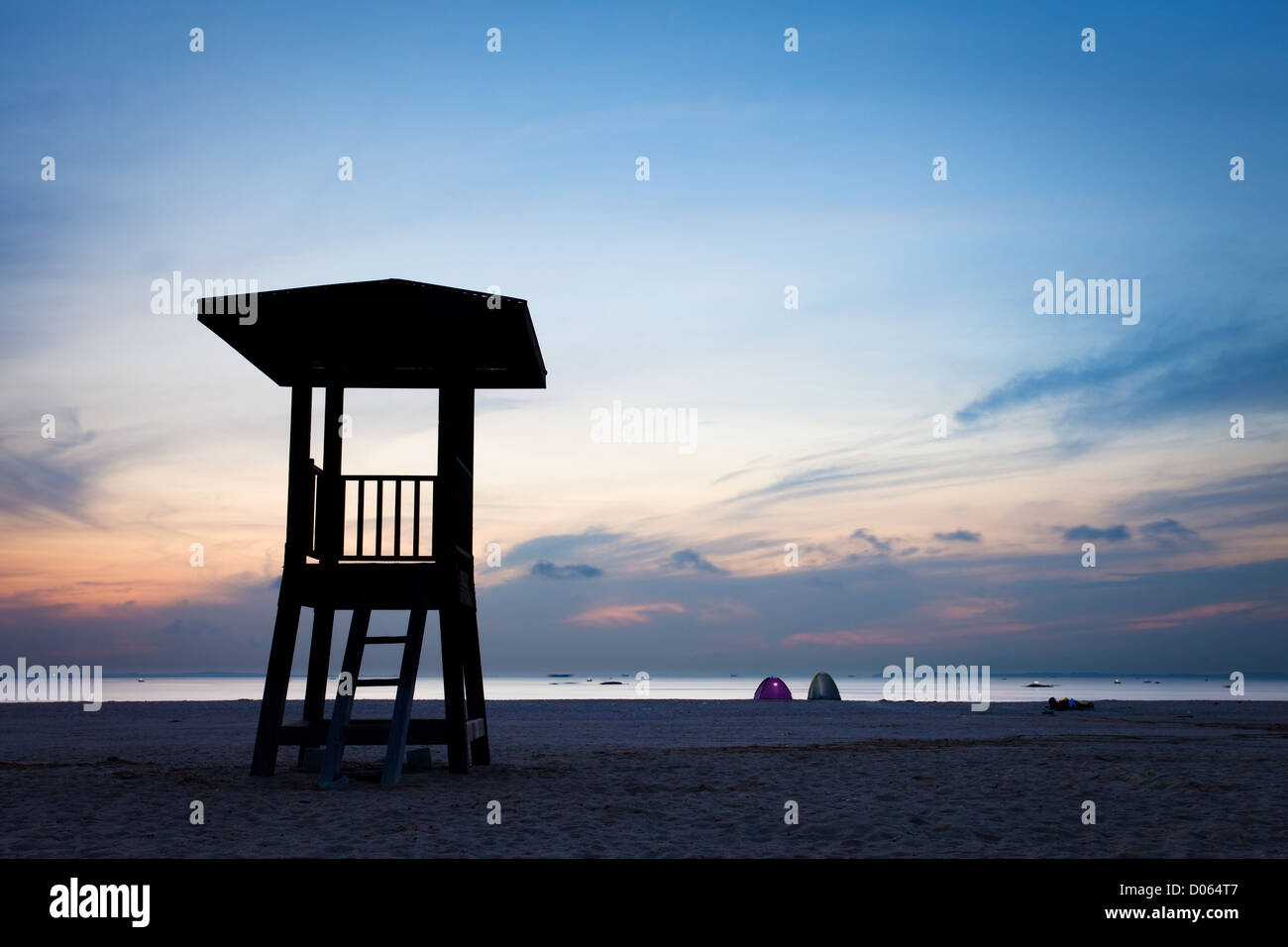 Observation tower on the beach Stock Photo - Alamy