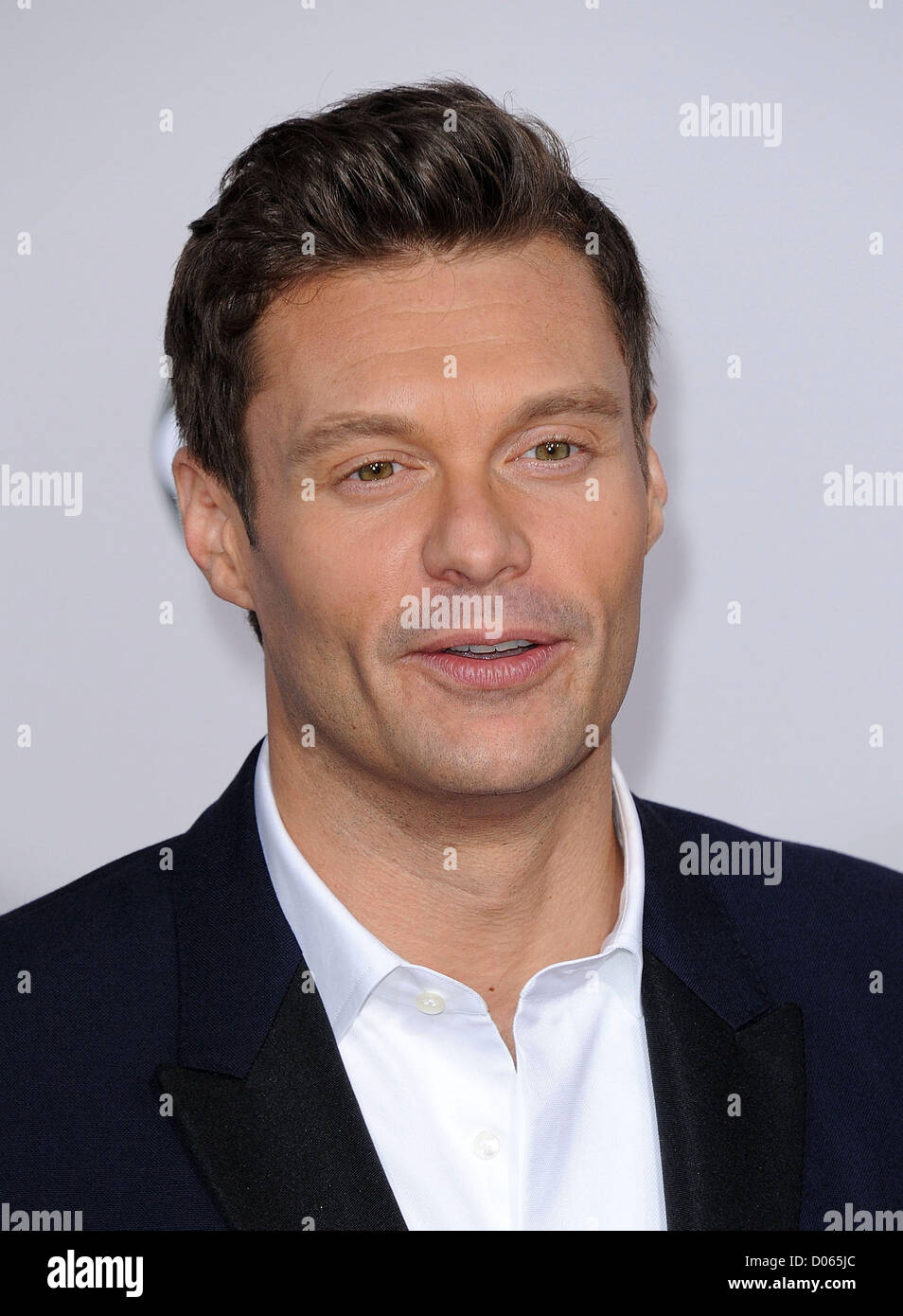 Nov. 18, 2012 - Los Angeles, California, U.S. - RYAN SEACREST arrives ...