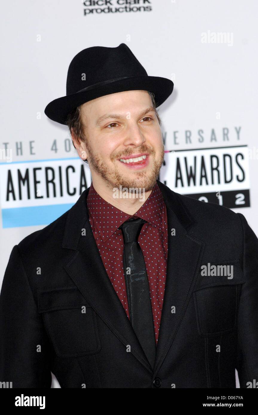 Gavin DeGraw at arrivals for The 40th Anniversary American Music Awards ...