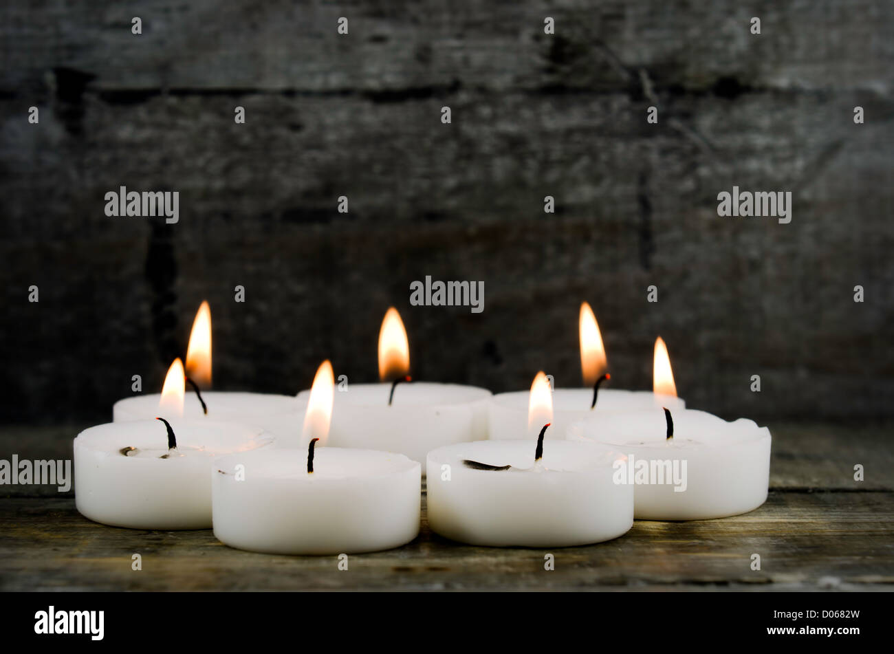 white candle in circle Stock Photo - Alamy