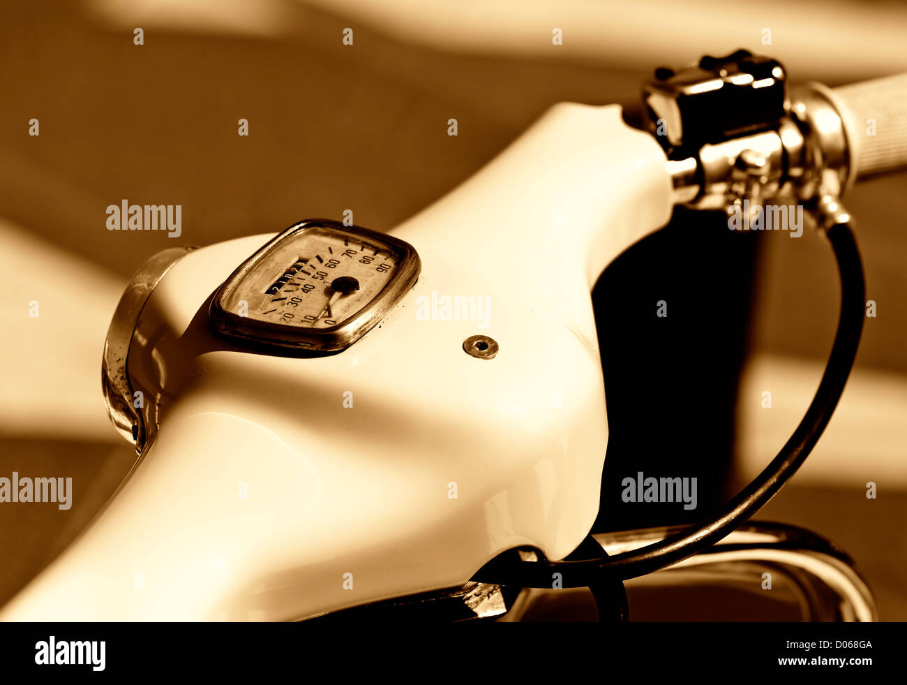 Sepia colors hi-res stock photography and images - Alamy