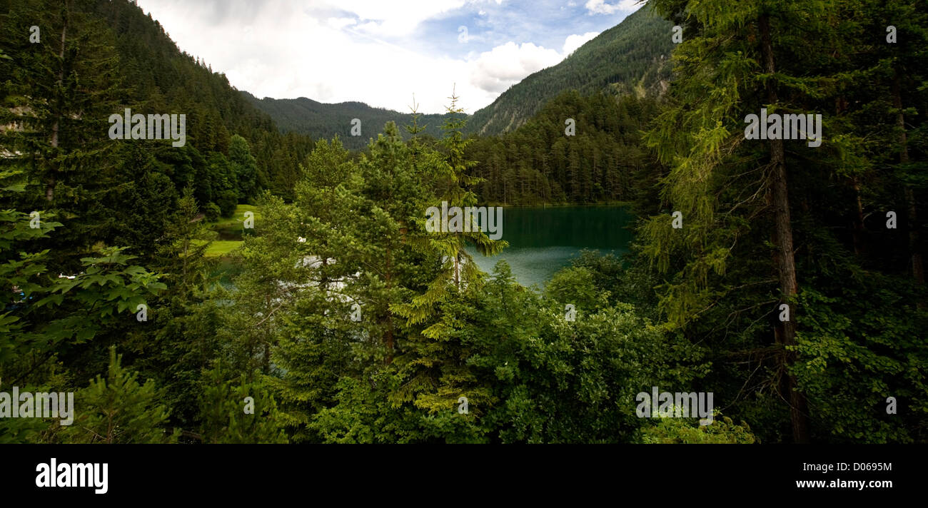 Beautiful green lake Stock Photo - Alamy