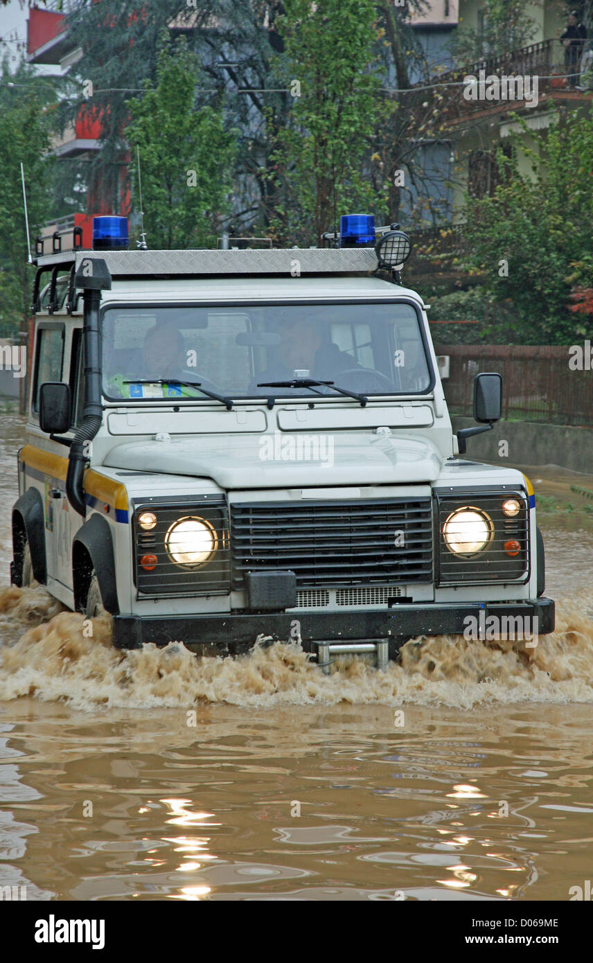rescue car in a way completely flooded during a flood Stock Photo - Alamy