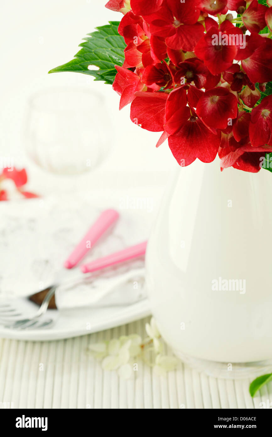 place setting with hydrangea flower Stock Photo - Alamy