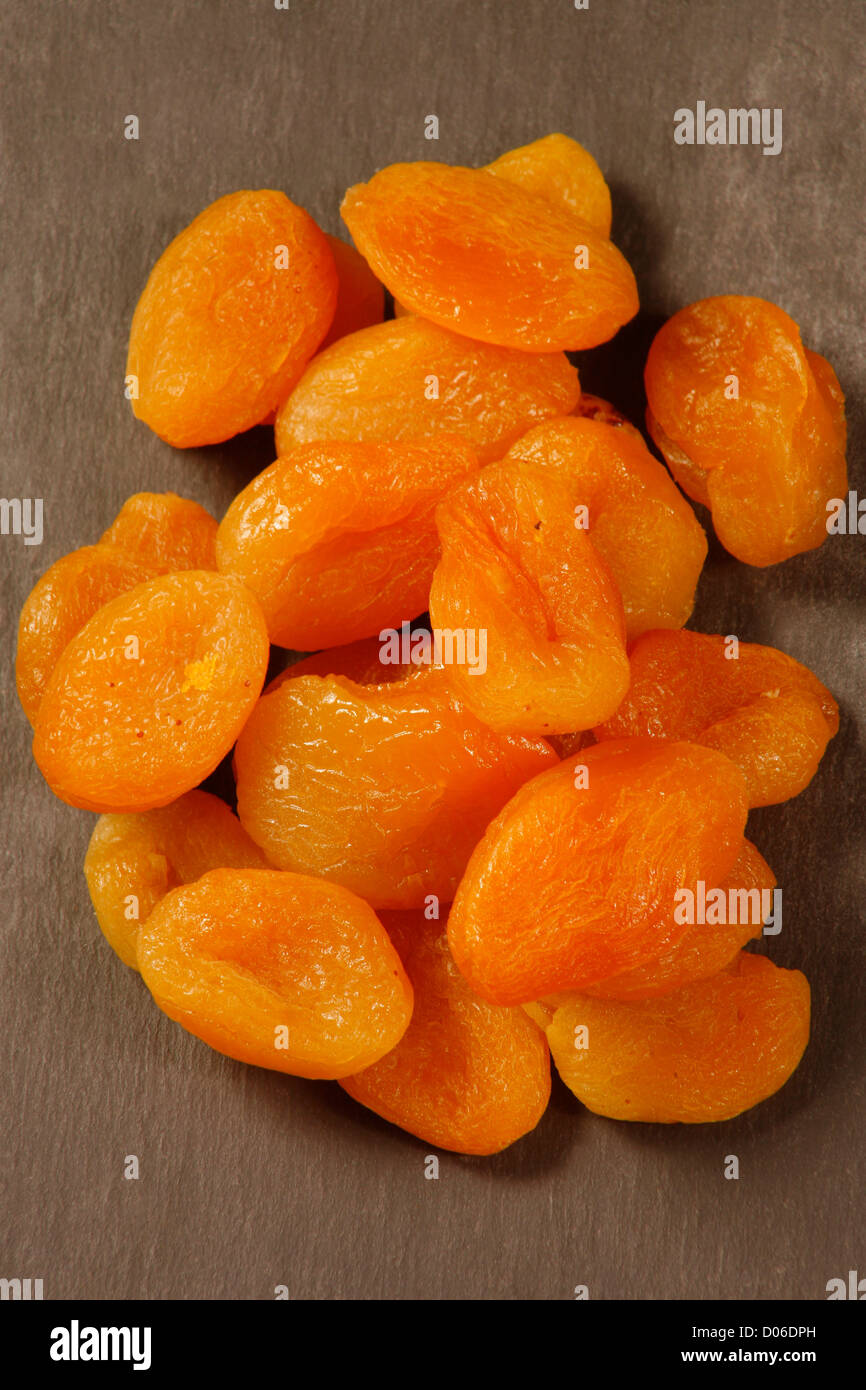 Dried apricots fruit hi-res stock photography and images - Alamy