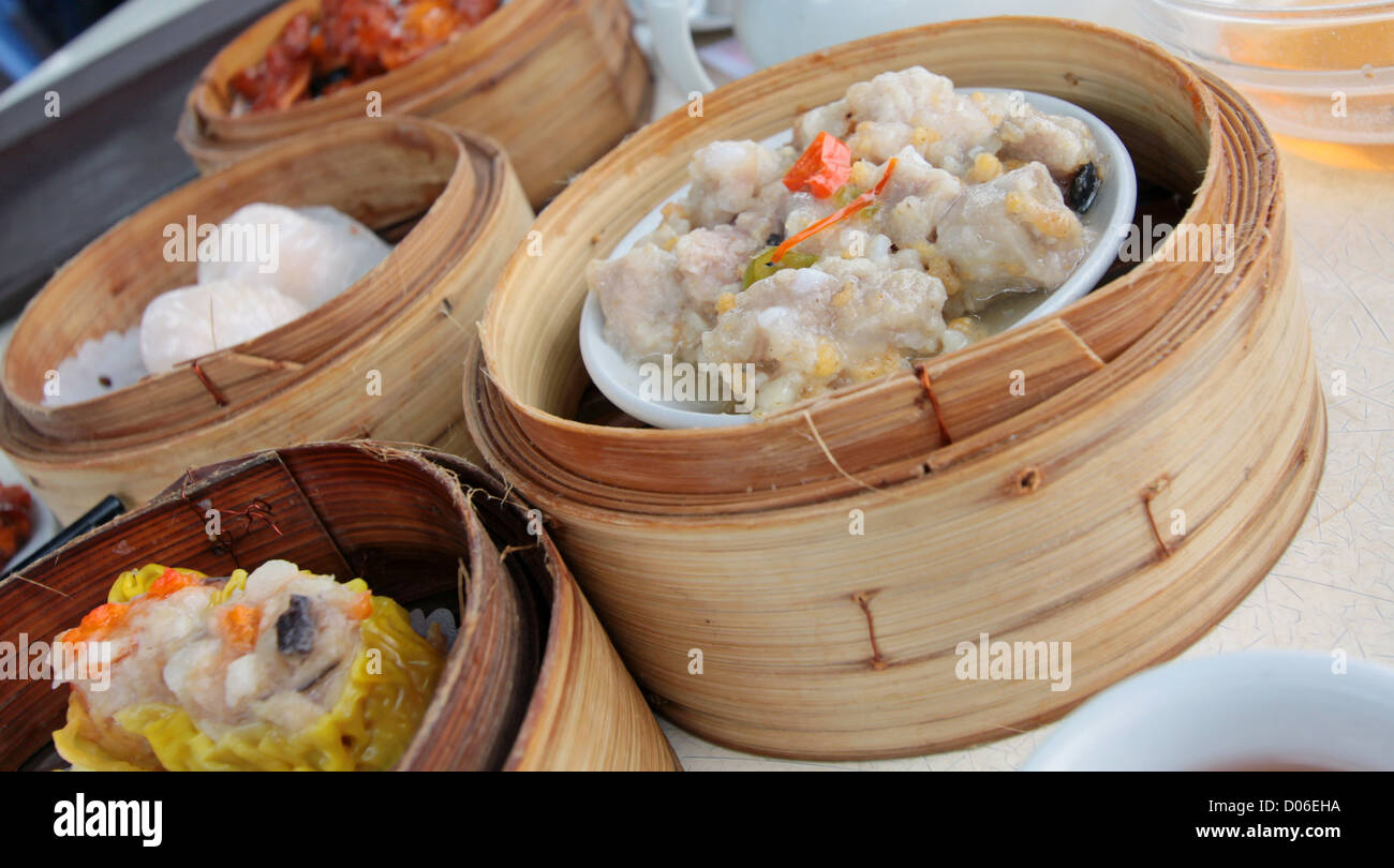 Chinese dim sum food Stock Photo - Alamy
