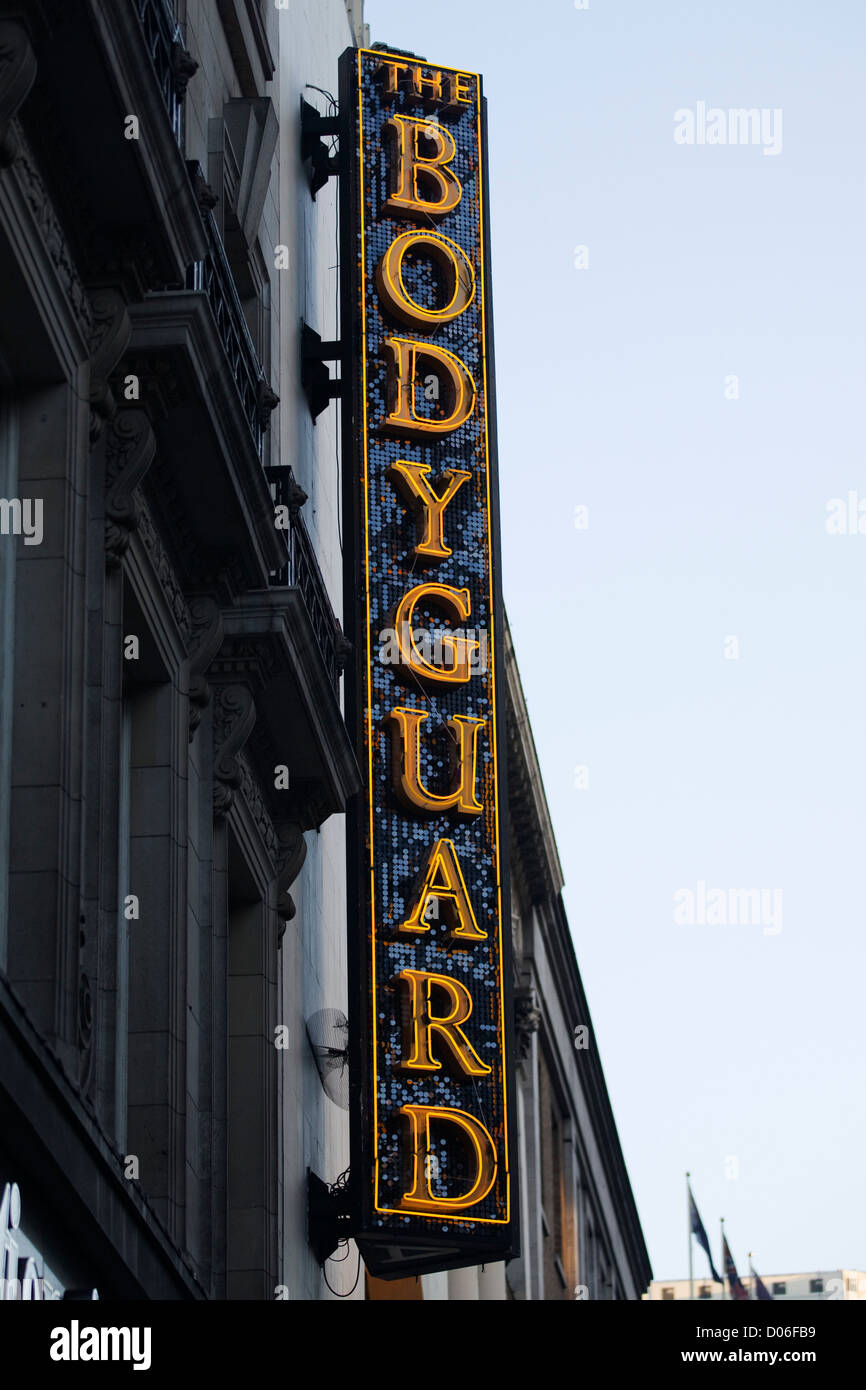 The bodyguard poster 1992 hi-res stock photography and images - Alamy
