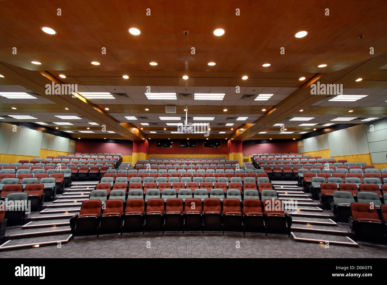 Lecture hall university hi-res stock photography and images - Alamy