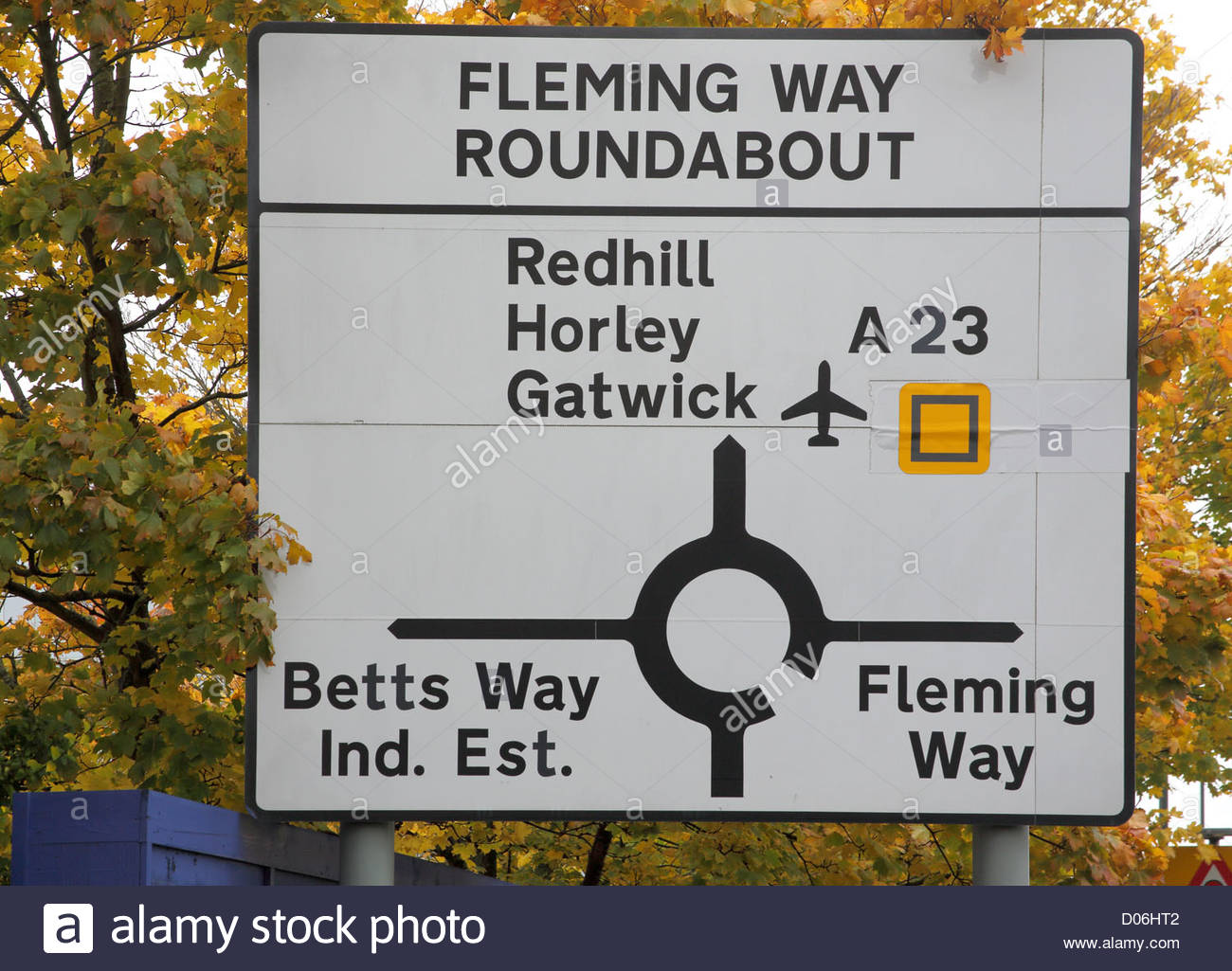 Roundabout Sign Uk Stock Photos & Roundabout Sign Uk Stock Images - Alamy