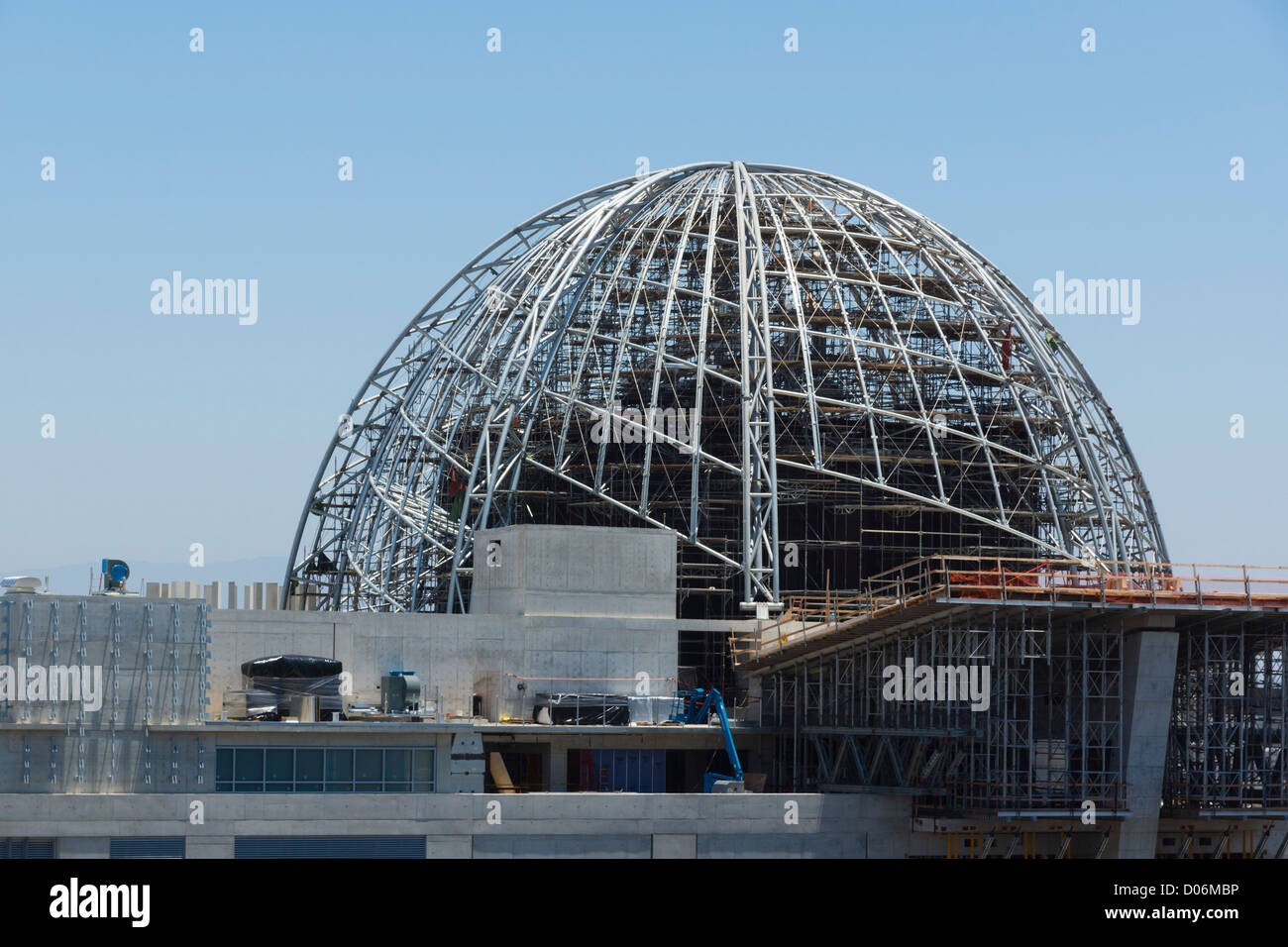 San Diego - construction of the Library Dome of the San Diego ...