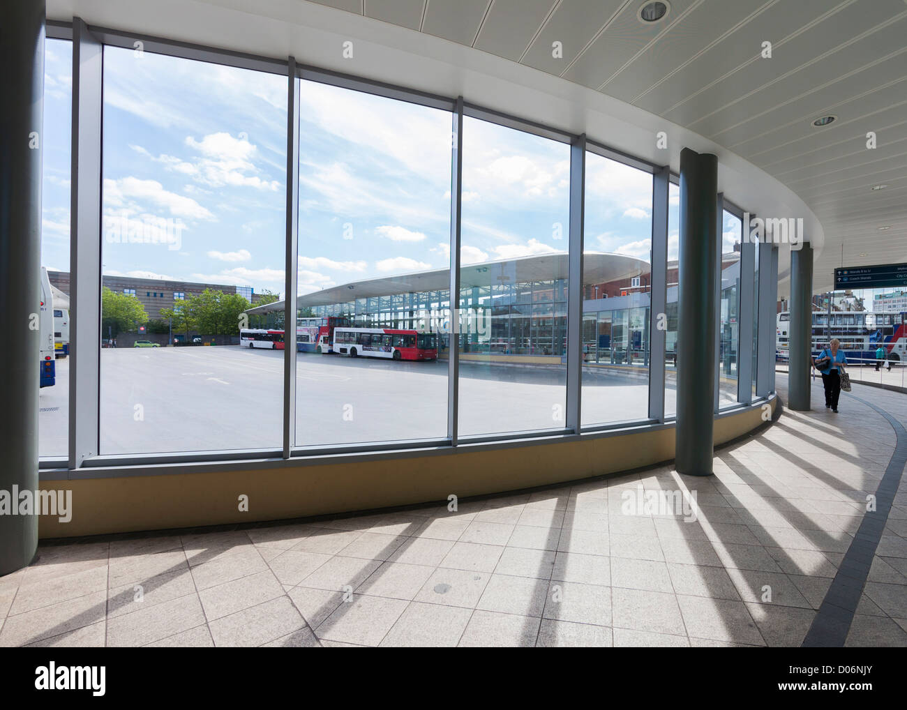 Wolverhampton interchange bus station west hi-res stock photography and ...