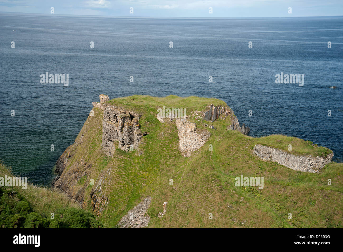 Findlater Castle ruins overlooking the Moray Firth and North Sea ...