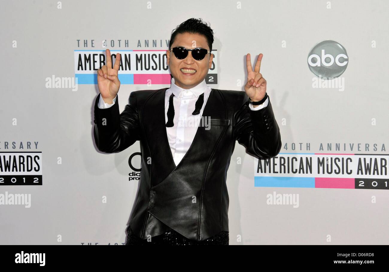 Los Angeles, California, USA. 18th November 2012. Psy at arrivals for ...
