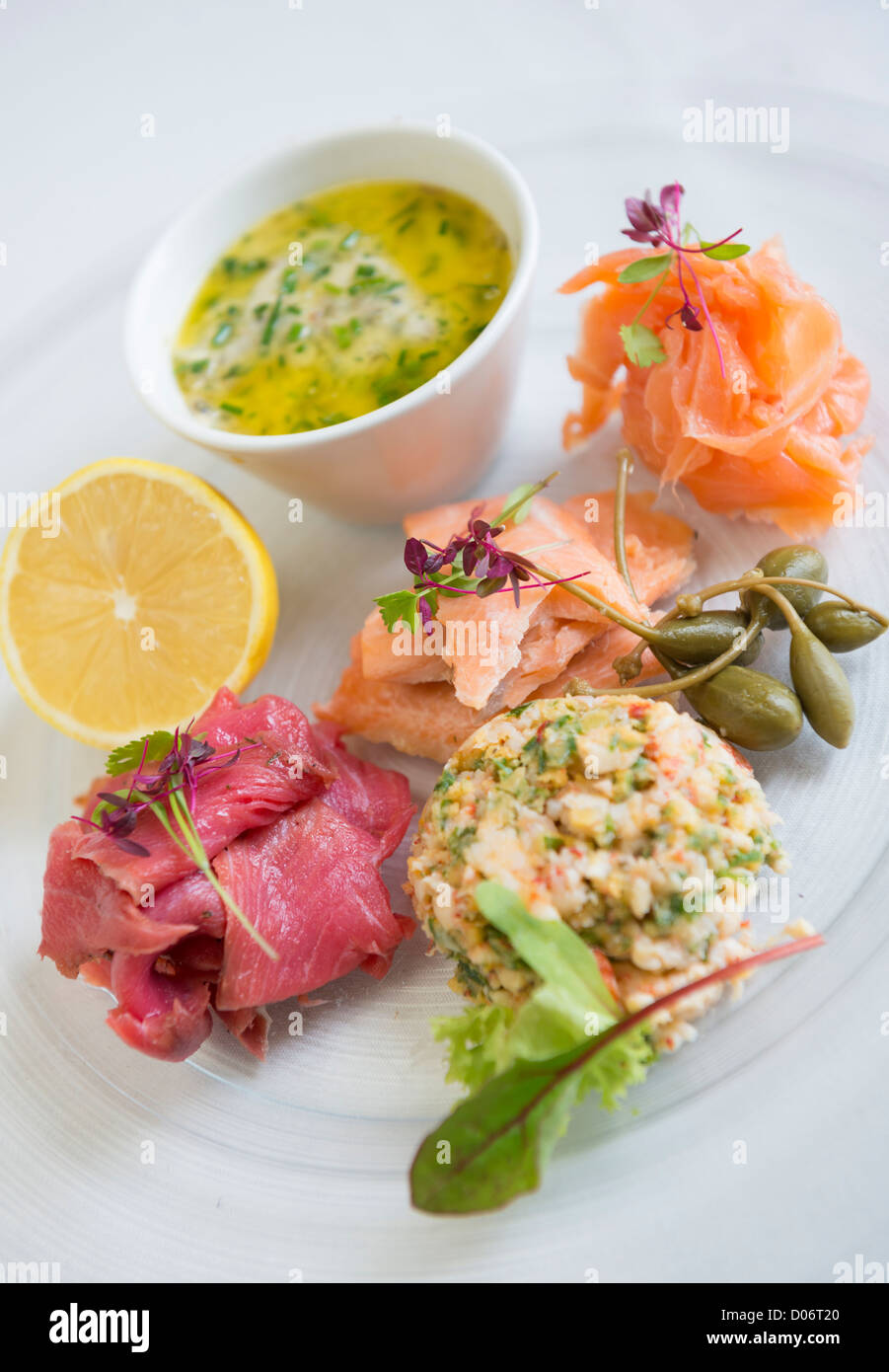 Fish platter hi-res stock photography and images - Alamy