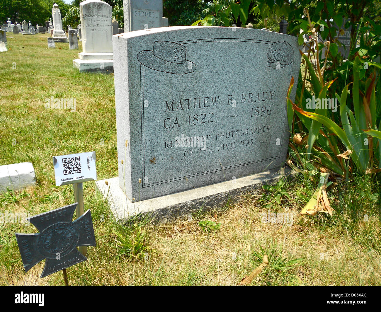 The grave of Mathew Brady, an iconic American photographer known for ...