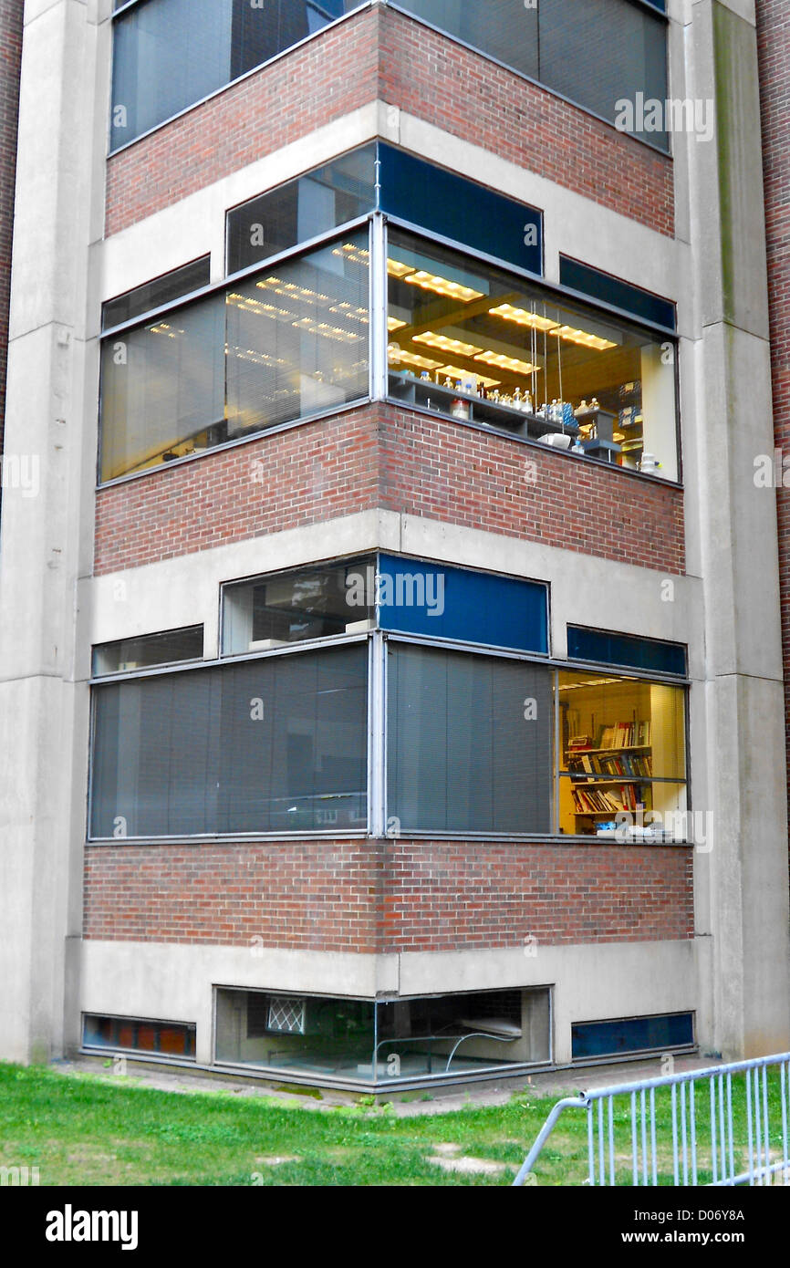 The windows of the Richards Laboratories at the University of ...