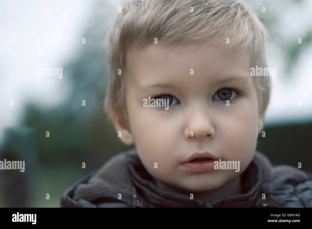 Boy child portrait camera hi-res stock photography and images - Alamy