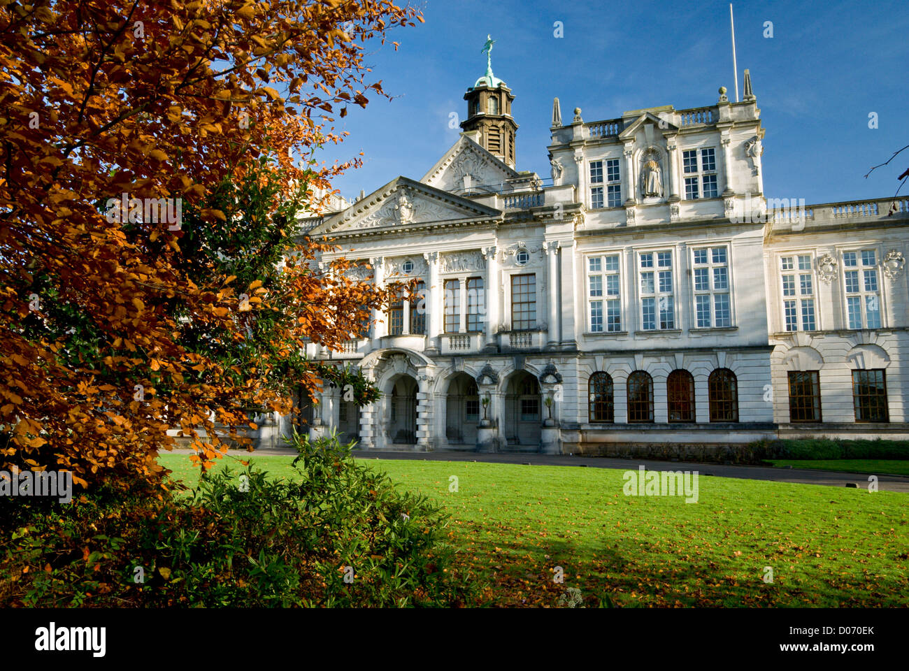 Cardiff university hi-res stock photography and images - Alamy