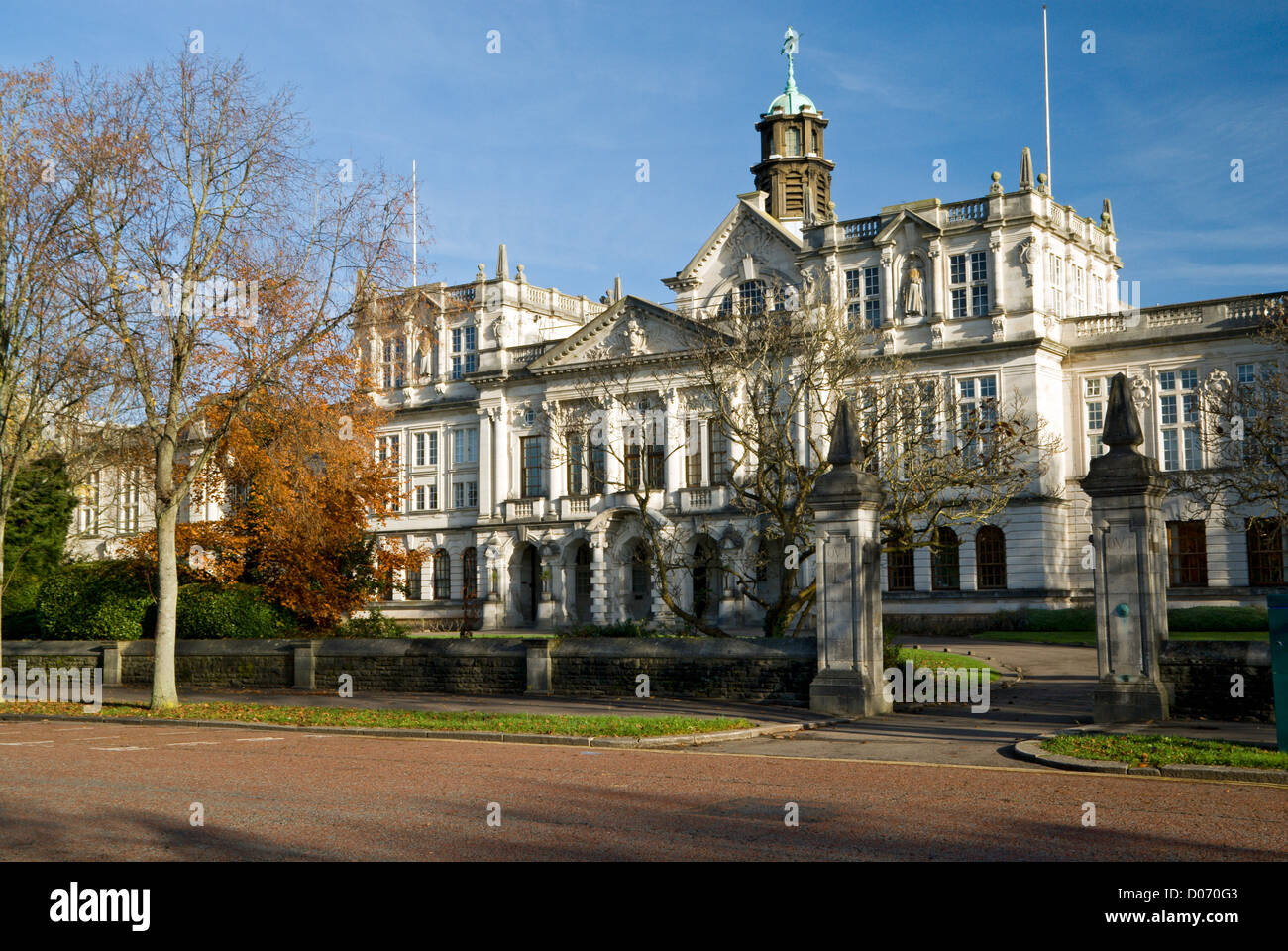 cardiff university building cathays park cardiff south wales Stock ...