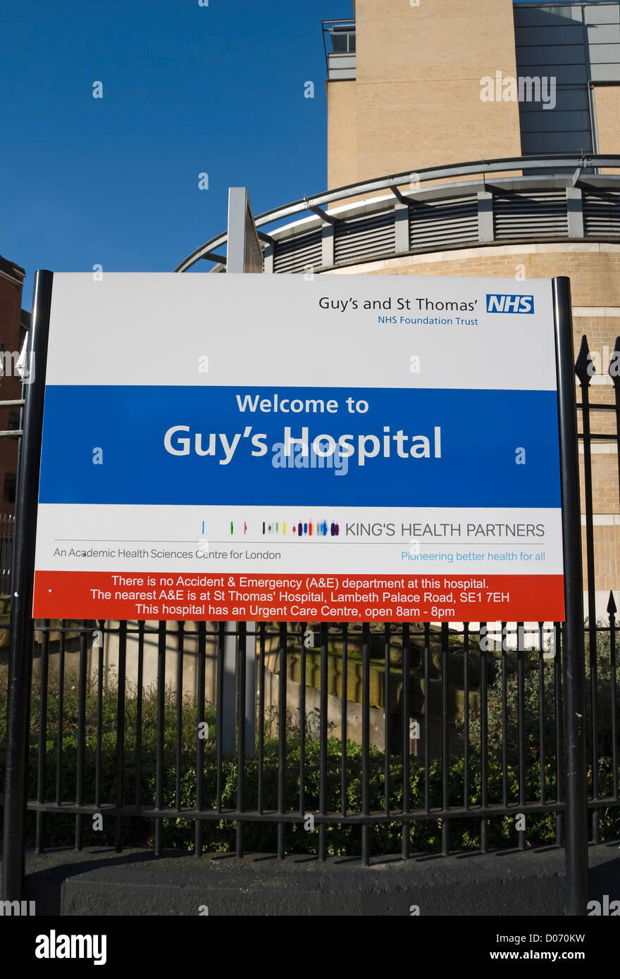 Guy's hospital hi-res stock photography and images - Alamy