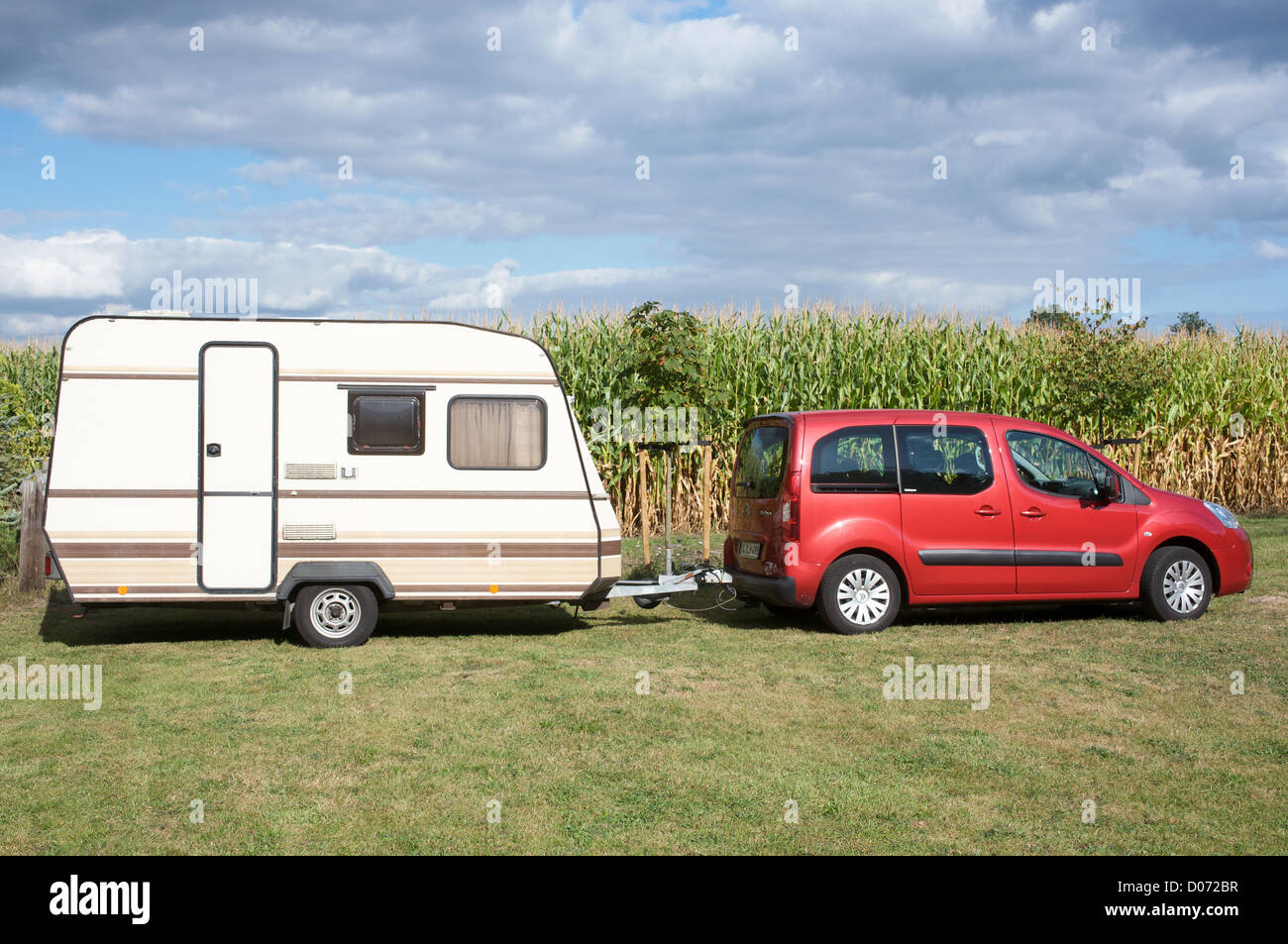 Car & caravan Stock Photo - Alamy