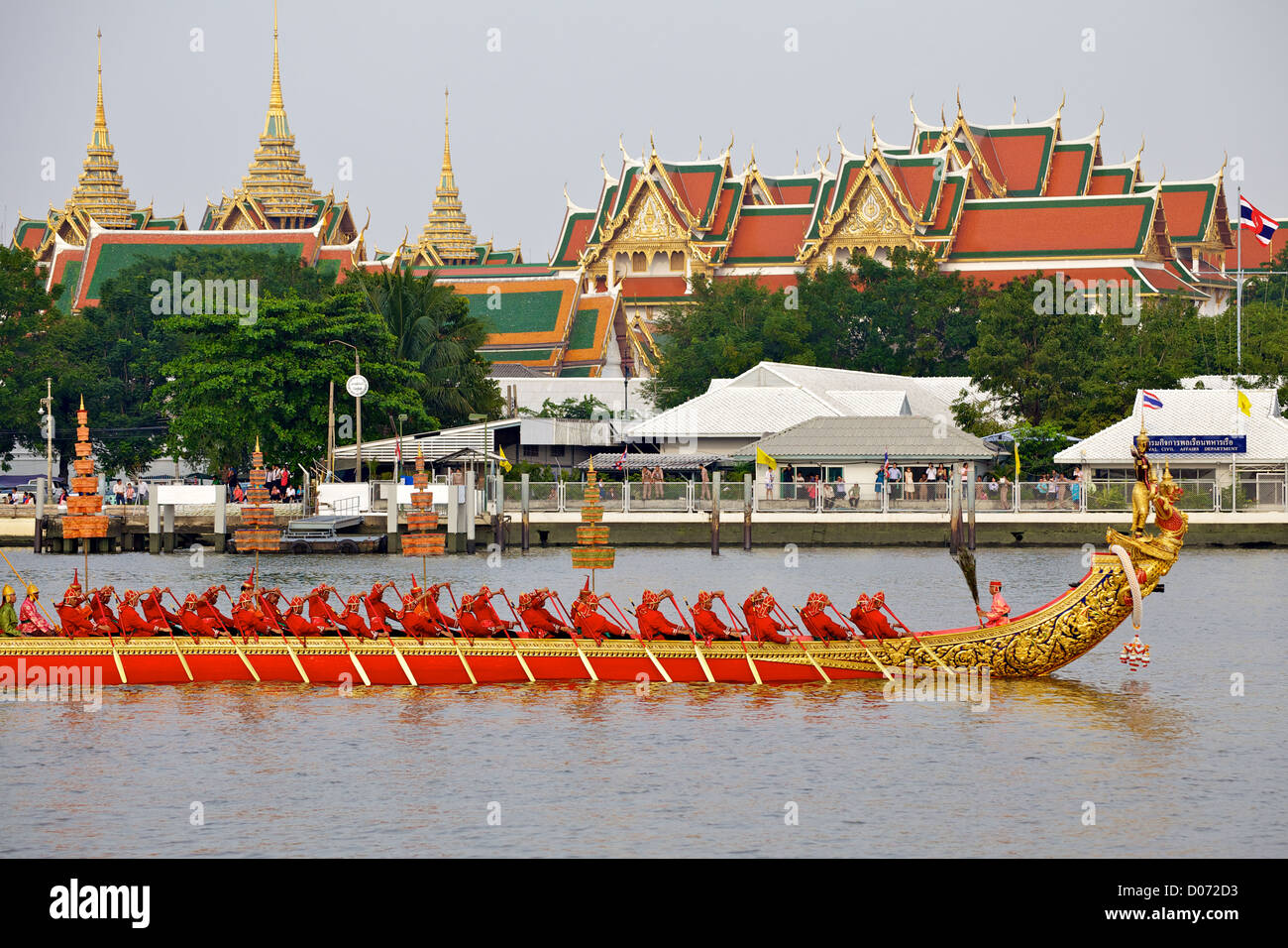 Royal barge procession on the Chao Phraya river in Bangkok, Thailand ...