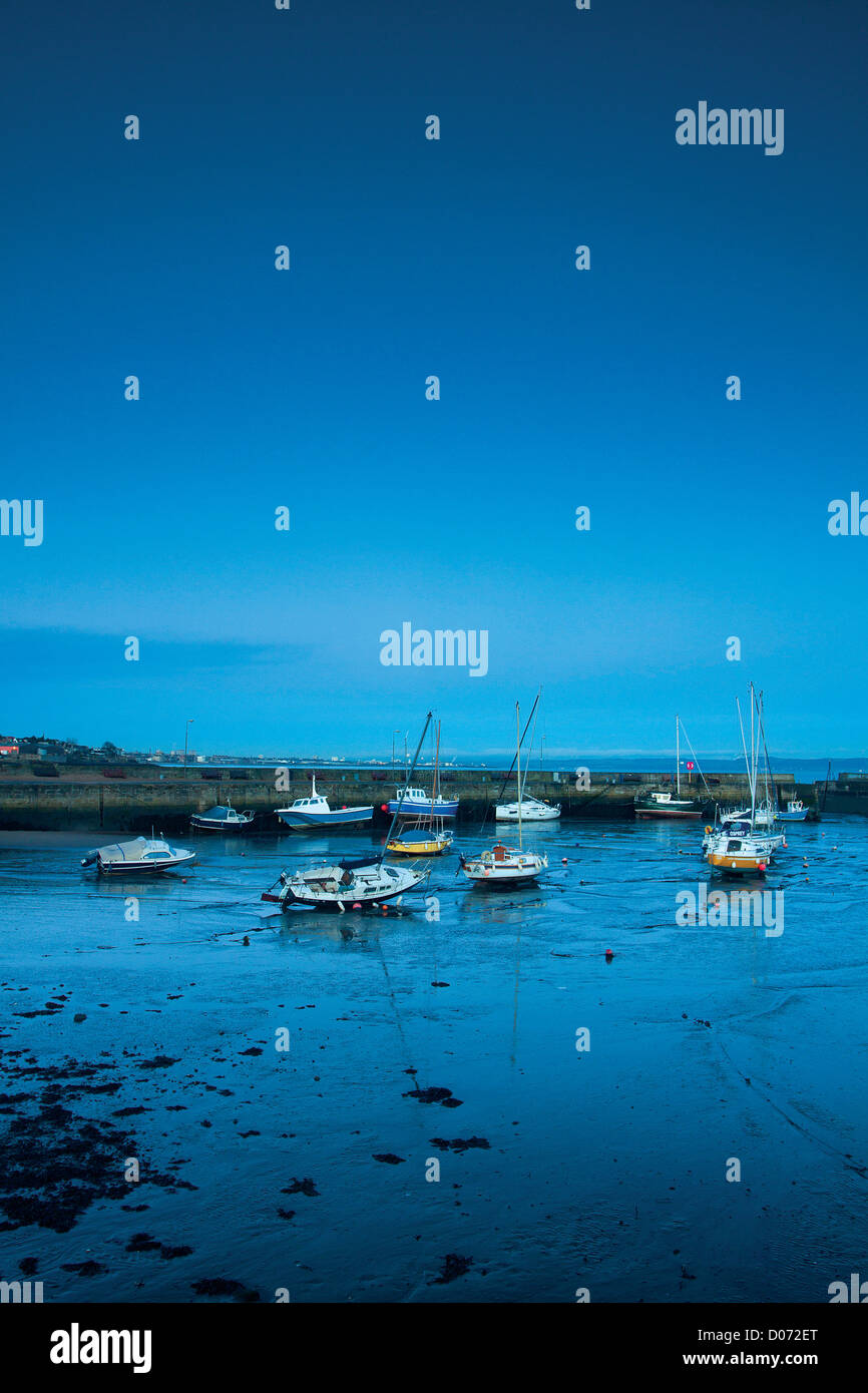 Fisherrow harbour hi-res stock photography and images - Alamy