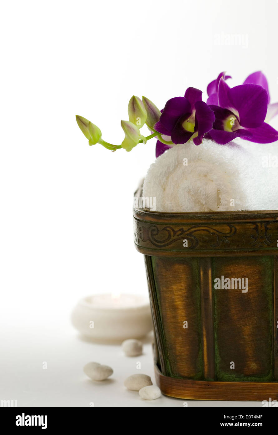 Clean fresh skincare spa treatments hi-res stock photography and images ...