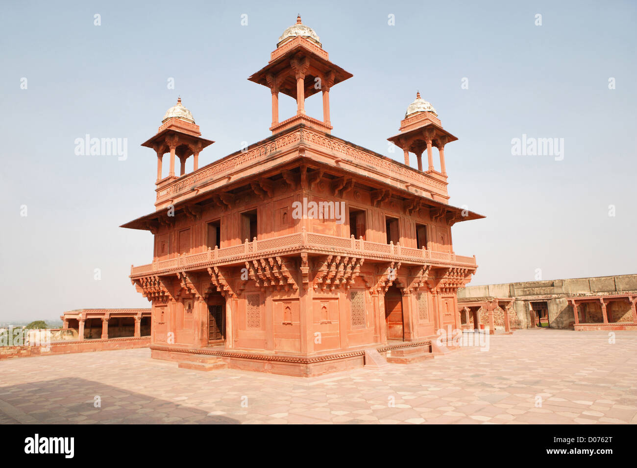 Diwan-i-Khas, Hall of private Audience of the Emperor Akbar, Fatehpur ...