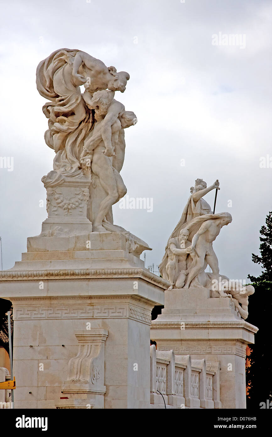 Statues on building Piazza Venezia in Rome, Italy Stock Photo - Alamy