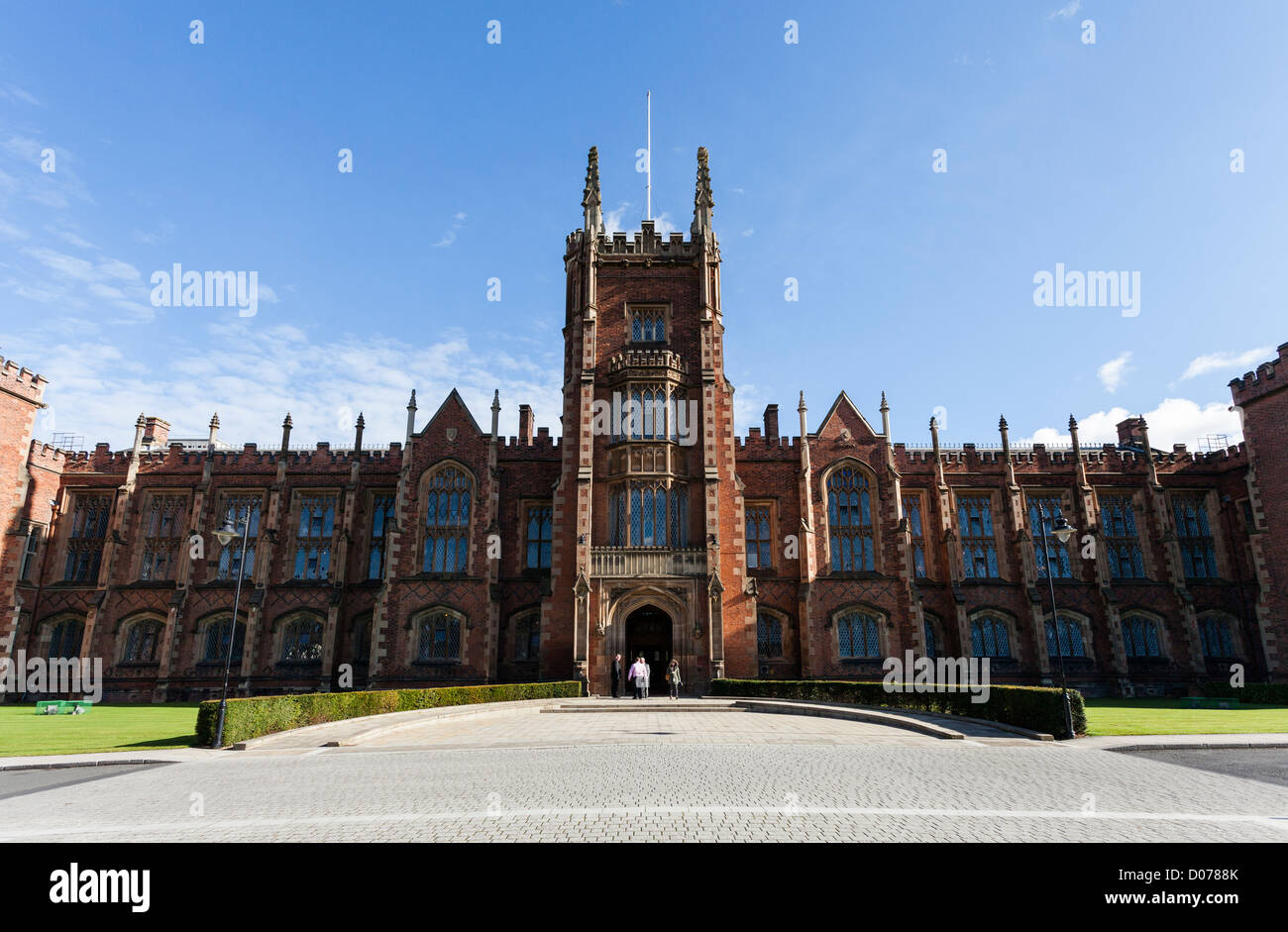 Queens university of belfast hi-res stock photography and images - Alamy
