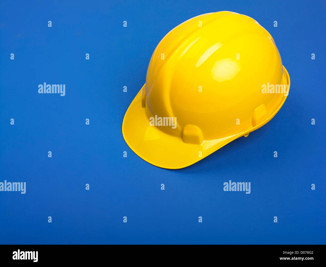 Yellow hard helmet hi-res stock photography and images - Alamy