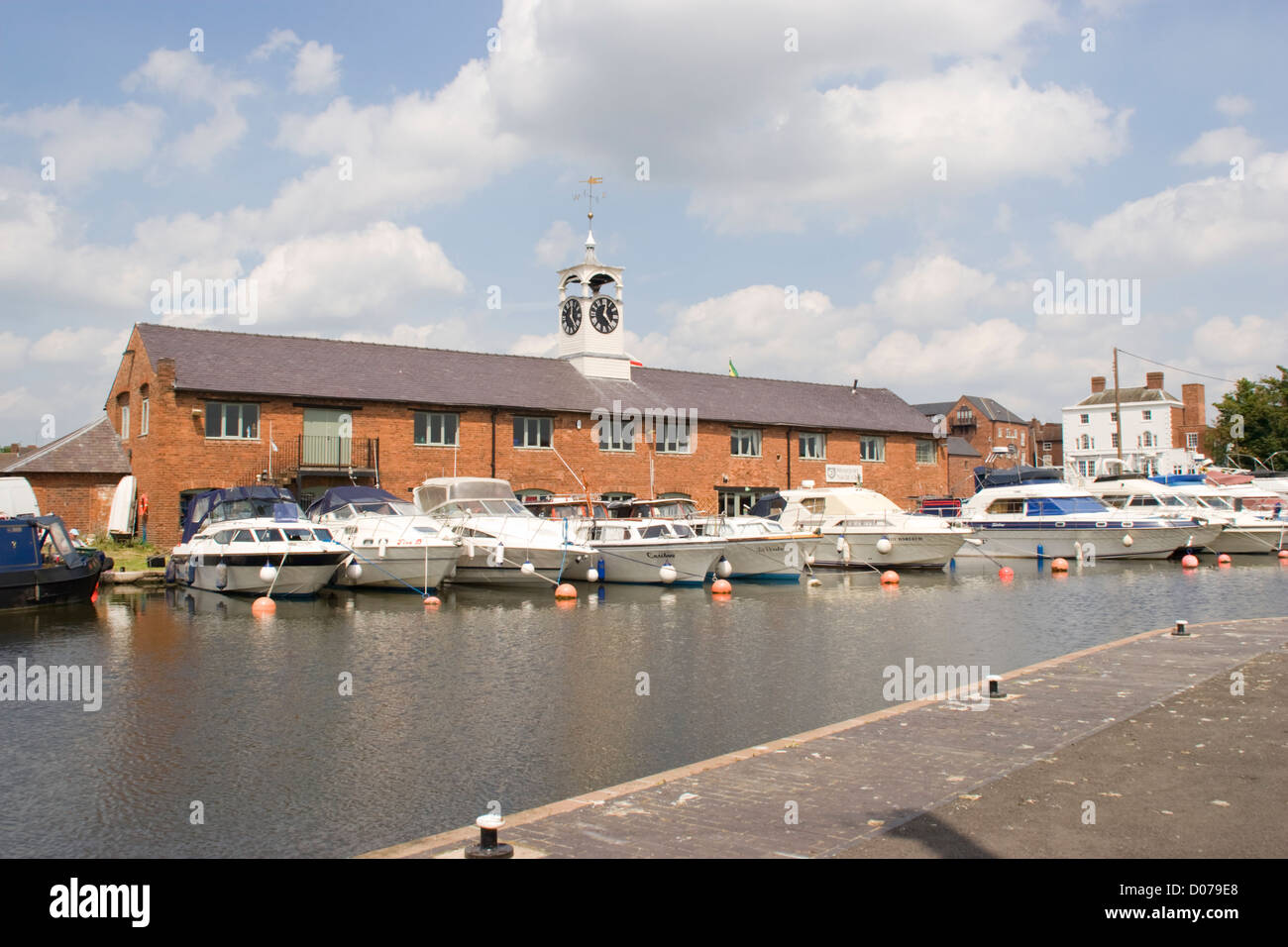 Stourport yacht club hi-res stock photography and images - Alamy