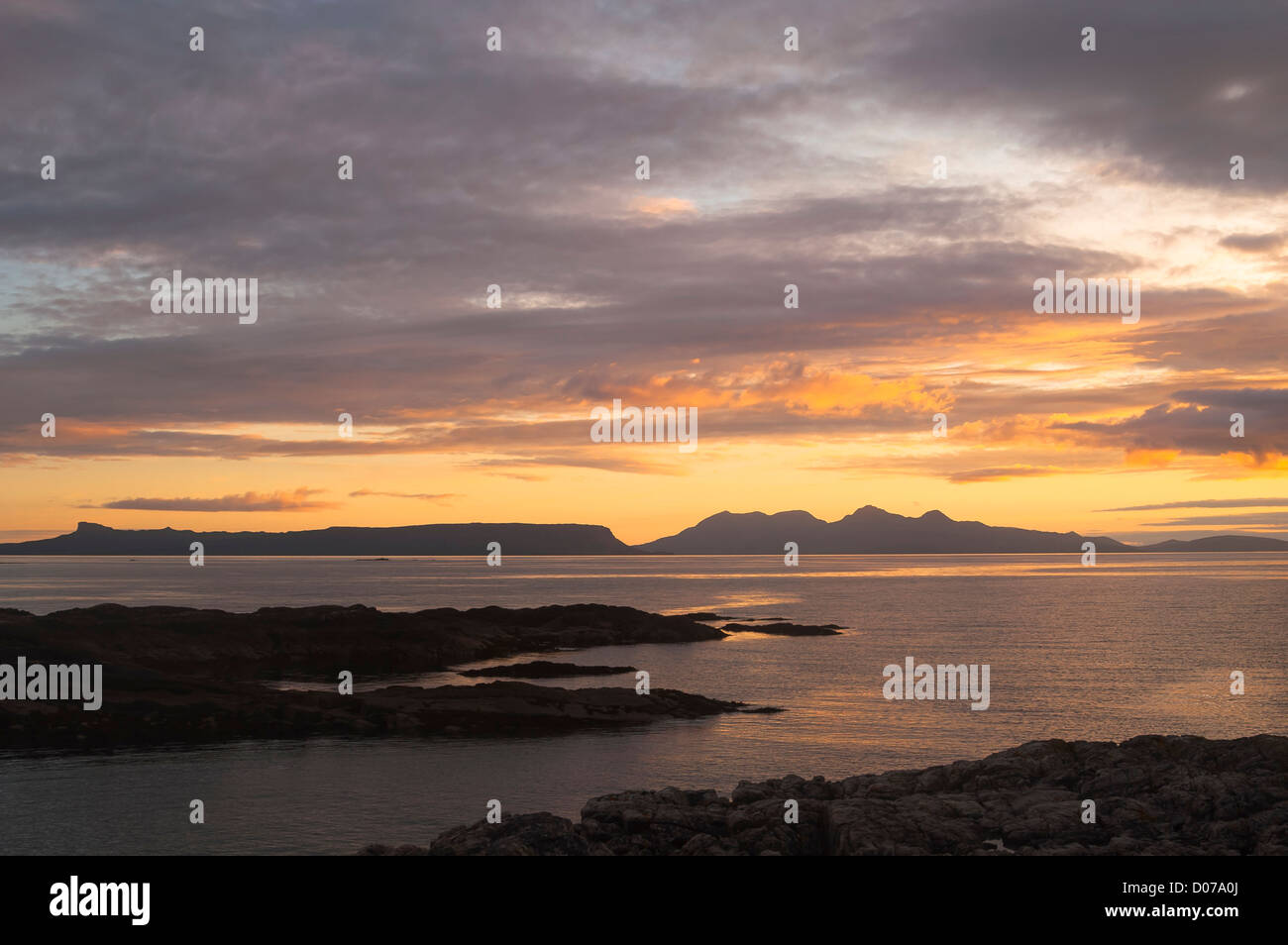 Islands of eigg and rhum hi-res stock photography and images - Alamy
