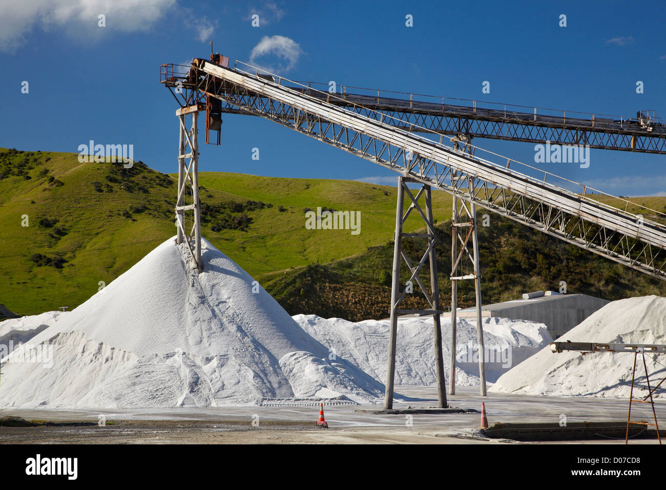 Sodium chloride factory hi-res stock photography and images - Alamy