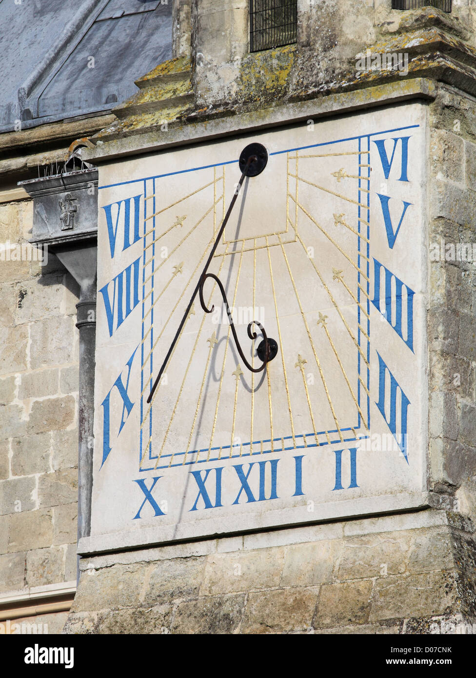 Sun dial hi-res stock photography and images - Alamy