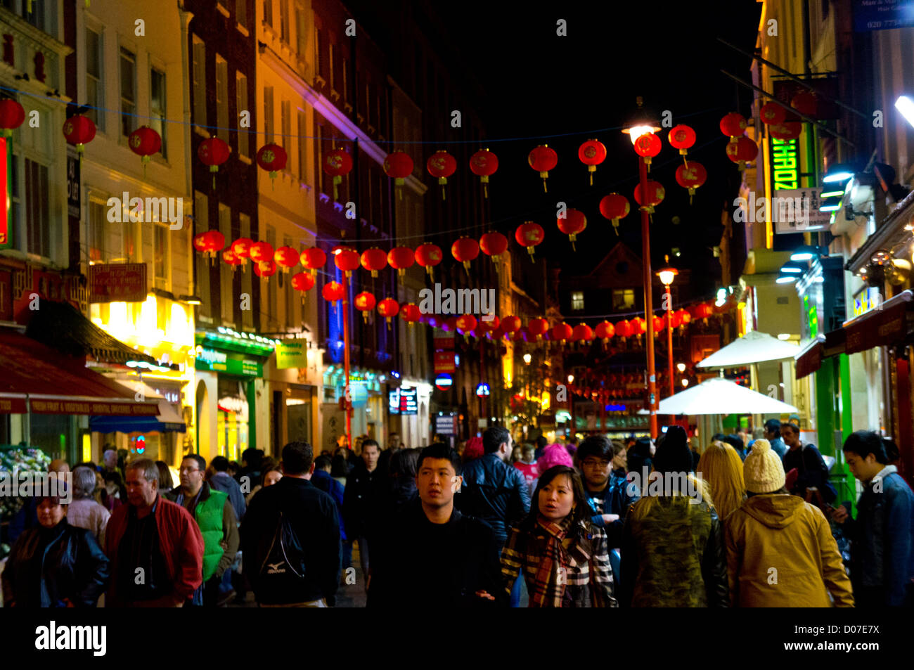 Chinatown in london hi-res stock photography and images - Alamy