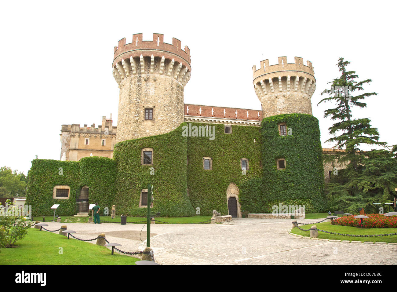Peralada castle hi-res stock photography and images - Alamy