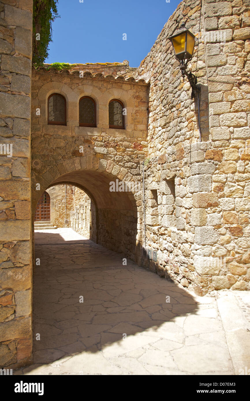 street of Pals village at Girona Catalonia Spain Stock Photo - Alamy