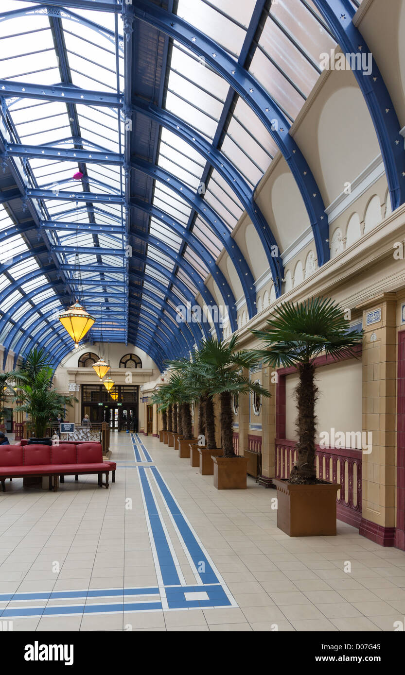 Blackpool winter gardens interior hi-res stock photography and images ...