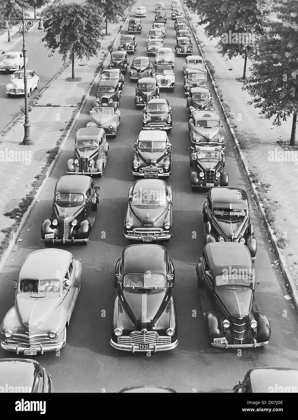Congested automobile traffic Stock Photo - Alamy