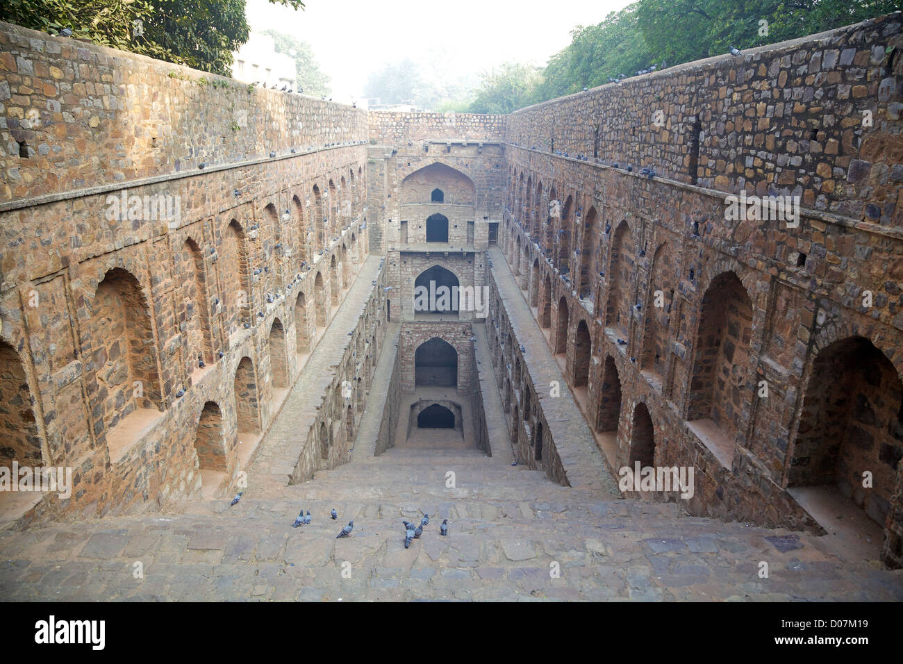 Stepwell india hi-res stock photography and images - Alamy