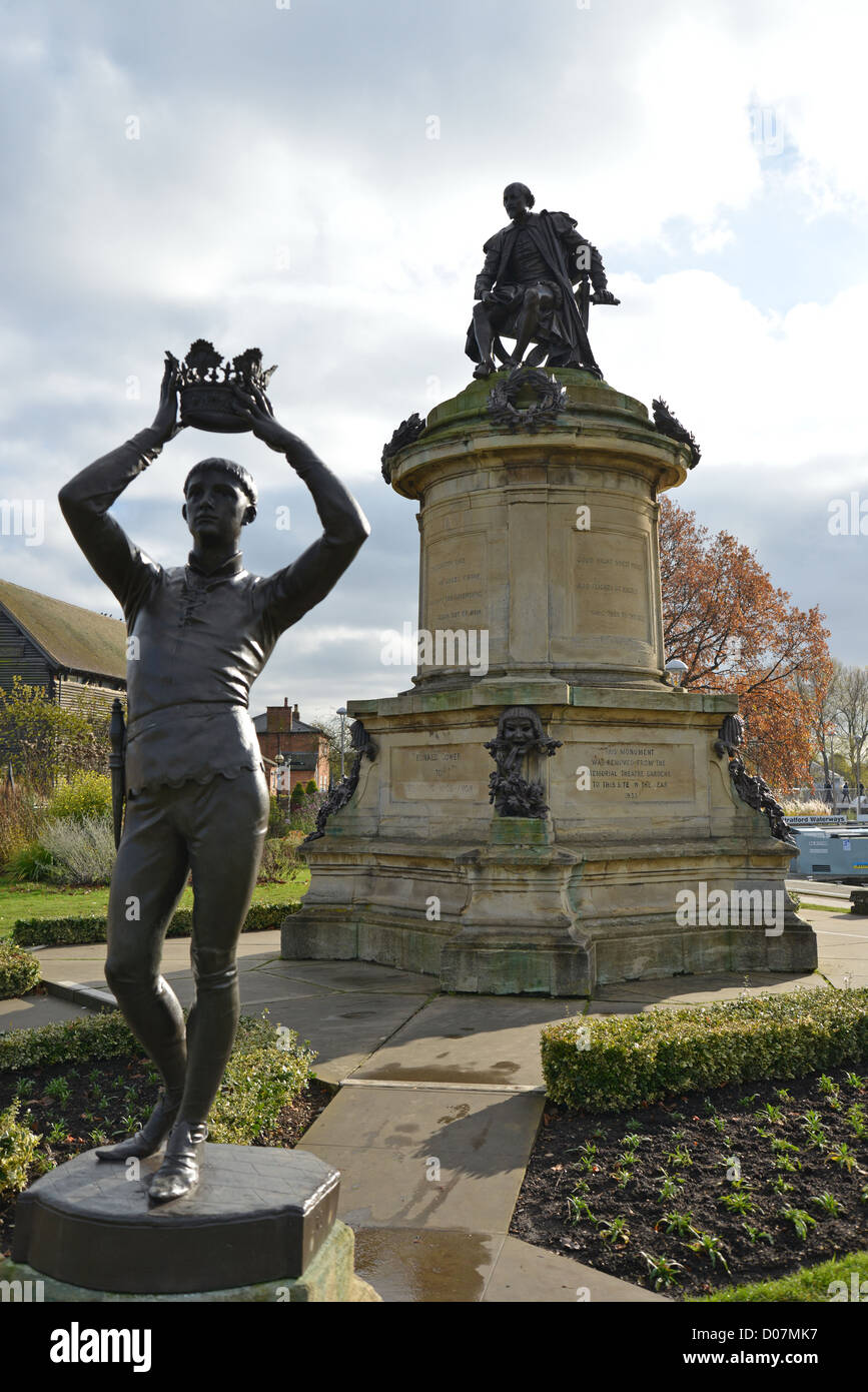 Statue of William Shakespeare's Prince Hal, Gower Memorial, Bancroft ...