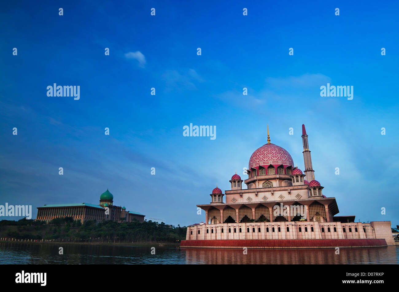 Putra Mosque is the principal mosque of Putrajaya, Malaysia Stock Photo ...
