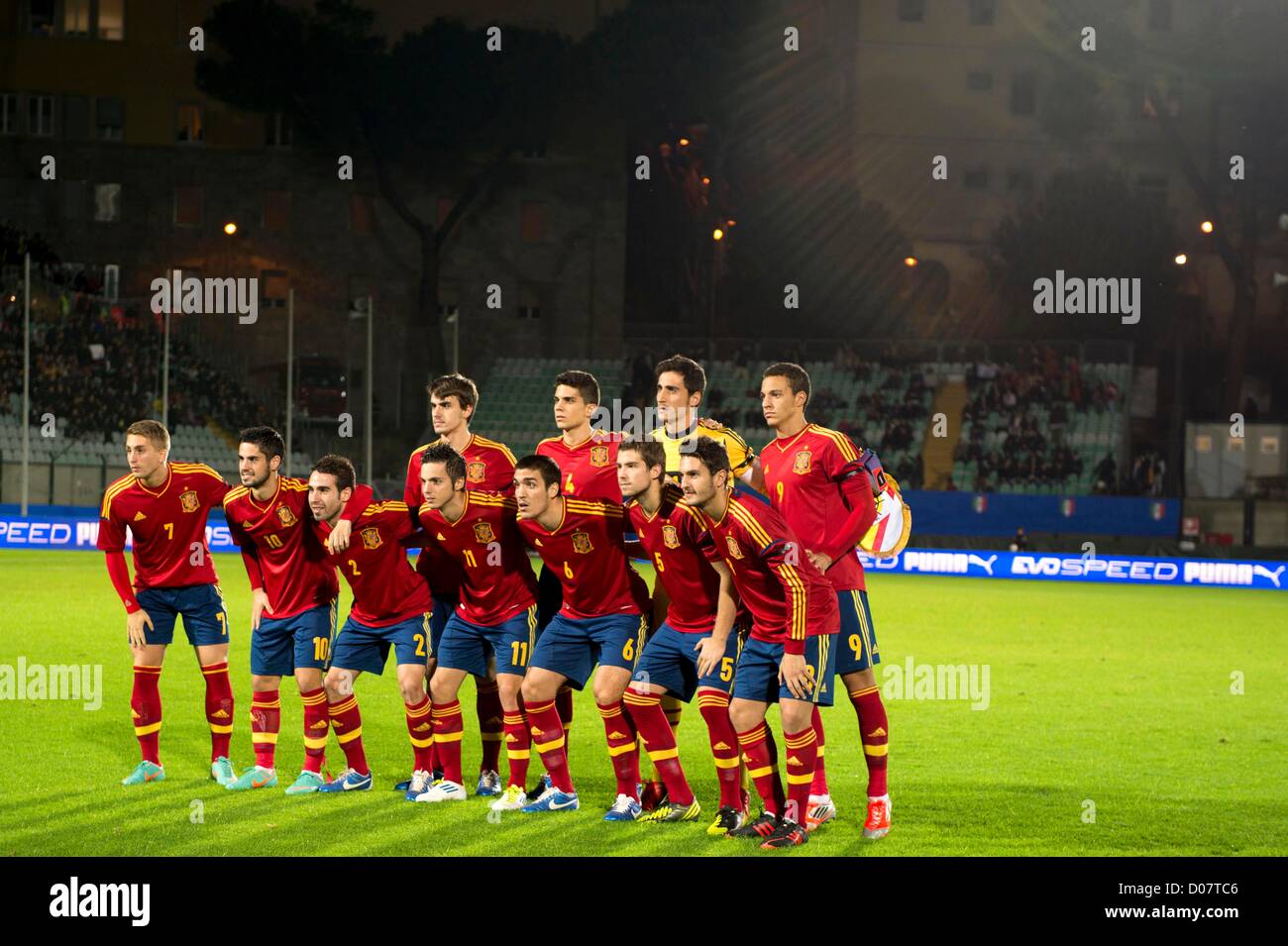 L r spain team line up hi-res stock photography and images - Alamy