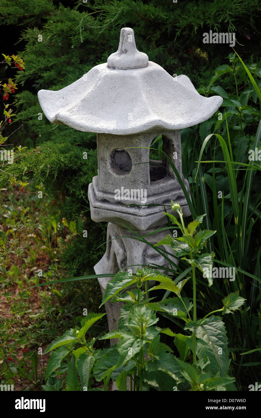 Zen stone pagoda hi-res stock photography and images - Alamy