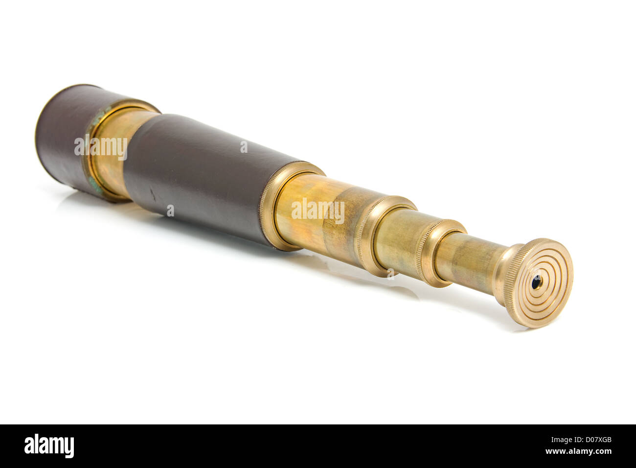Pirate spyglass hi-res stock photography and images - Alamy