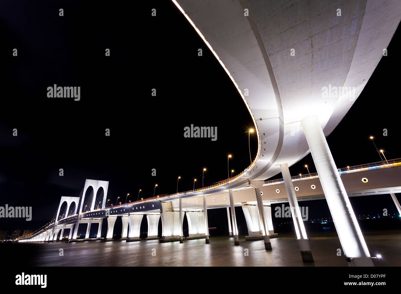 Sai Van Bridge in Macau at night Stock Photo - Alamy