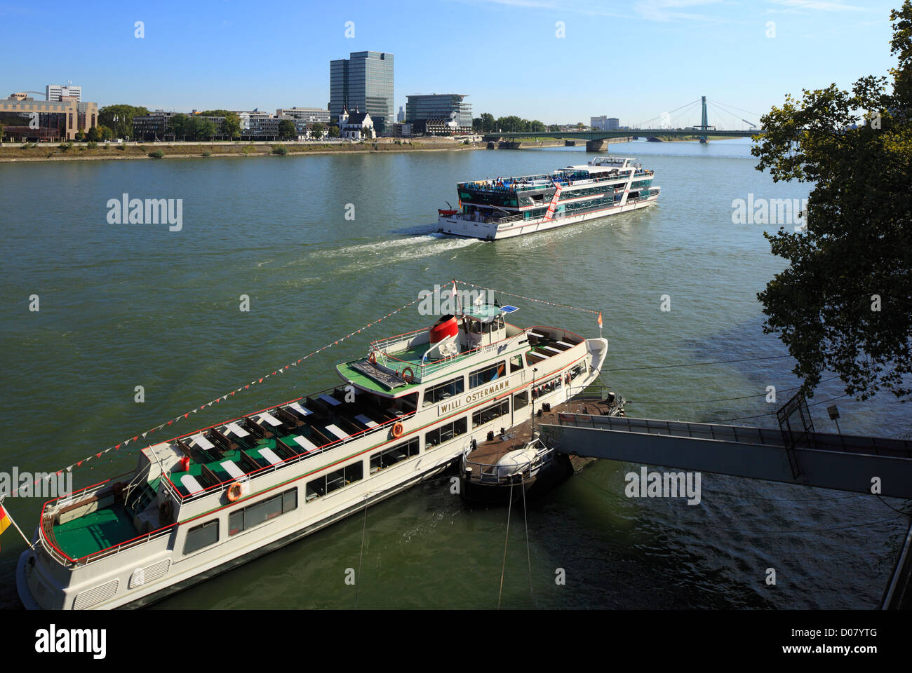 Bridge over the rhine in cologne hi-res stock photography and images ...
